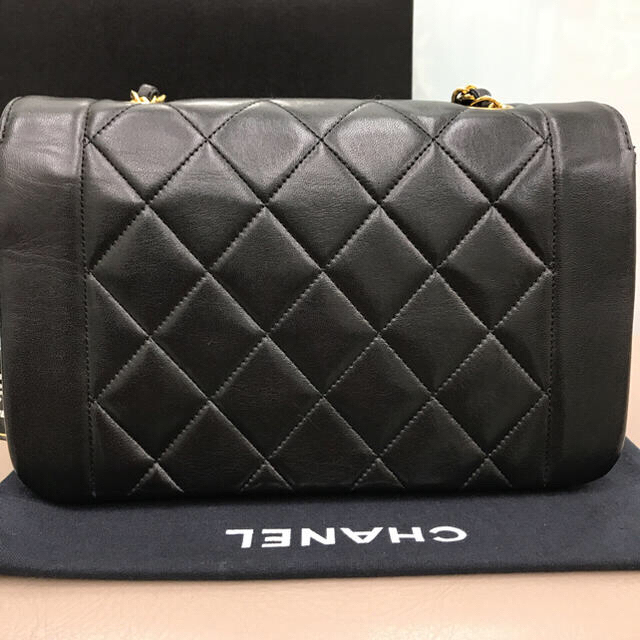 極美品CHANELマトラッセショルダーバック1月5日までお値下げmin 極美品CHANELマトラッセショルダーバック1月5日までお値下げmin
