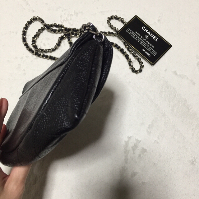 CHANEL 極美品 ハーフムーンチェーンウォレット CHANEL 極美品 ハーフムーンチェーンウォレット