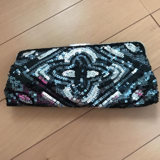 BCBGMAXAZRIA(クラッチバッグ)のフリマアイテム一覧 BCBGMAXAZRIA(クラッチバッグ)のフリマアイテム一覧