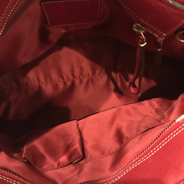 COACH - コーチ レザートートバッグ ショルダーバッグ 赤の通販 COACH - コーチ レザートートバッグ ショルダーバッグ 赤の通販