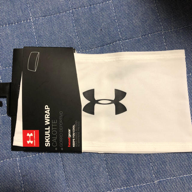 UNDER ARMOUR - アンダーアーマー スカルラップ ホワイトの通販 UNDER ARMOUR - アンダーアーマー スカルラップ ホワイトの通販