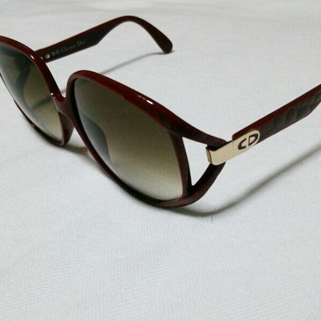 Christian Dior - Christian Dior サングラス ロゴ ワインレッド Christian Dior - Christian Dior サングラス ロゴ ワインレッド