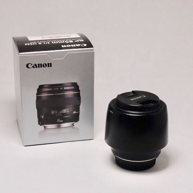 EF85mm F1.8 EF85mm F1.8