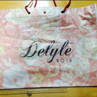 Delyle NOIR(ショップ袋)のフリマアイテム一覧 Delyle NOIR(ショップ袋)のフリマアイテム一覧