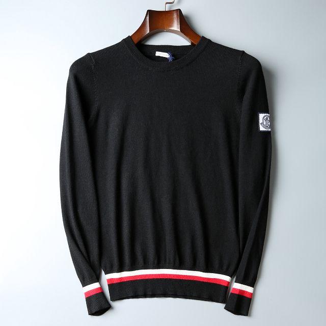モンクレール 黒丸衿セーター MONCLERセーター サイズ:M、L、XL モンクレール 黒丸衿セーター MONCLERセーター サイズ:M、L、XL