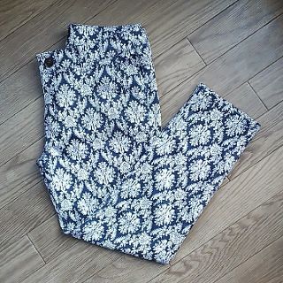 しまむら(クロップドパンツ)のフリマアイテム一覧 しまむら(クロップドパンツ)のフリマアイテム一覧