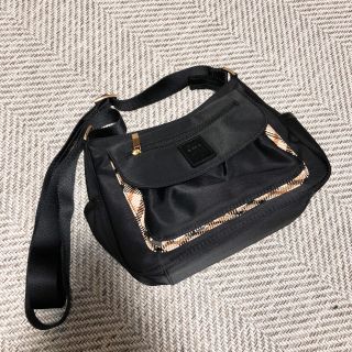 DAKS(ナイロン ・ ショルダーバッグ)のフリマアイテム一覧 DAKS(ナイロン ・ ショルダーバッグ)のフリマアイテム一覧