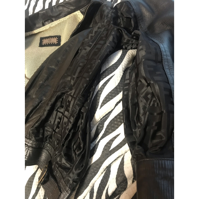 FENDI - FENDI ライダース レザー ジャケットの通販 by TTMY FENDI - FENDI ライダース レザー ジャケットの通販 by TTMY