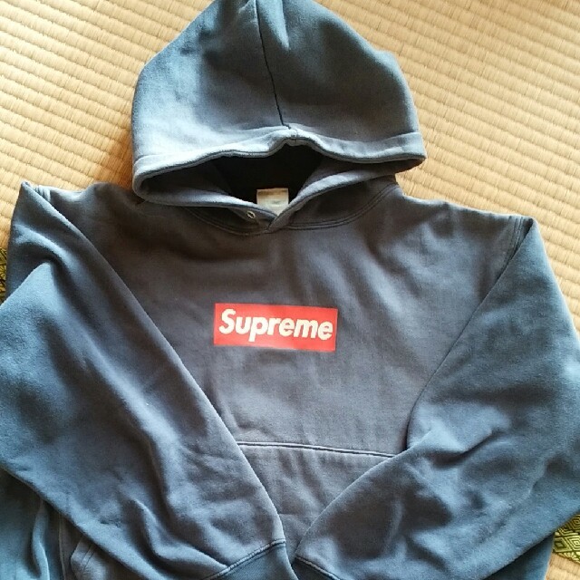 Supreme - Supreme レア?初期USA製パーカー 状態悪い古着の通販 Supreme - Supreme レア?初期USA製パーカー 状態悪い古着の通販