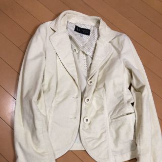 ARMANI JEANS(テーラードジャケット)のフリマアイテム一覧 ARMANI JEANS(テーラードジャケット)のフリマアイテム一覧