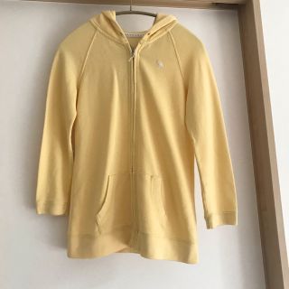 Abercrombie&Fitch(パーカー ・ イエロー/黄色系)のフリマ Abercrombie&Fitch(パーカー ・ イエロー/黄色系)のフリマ