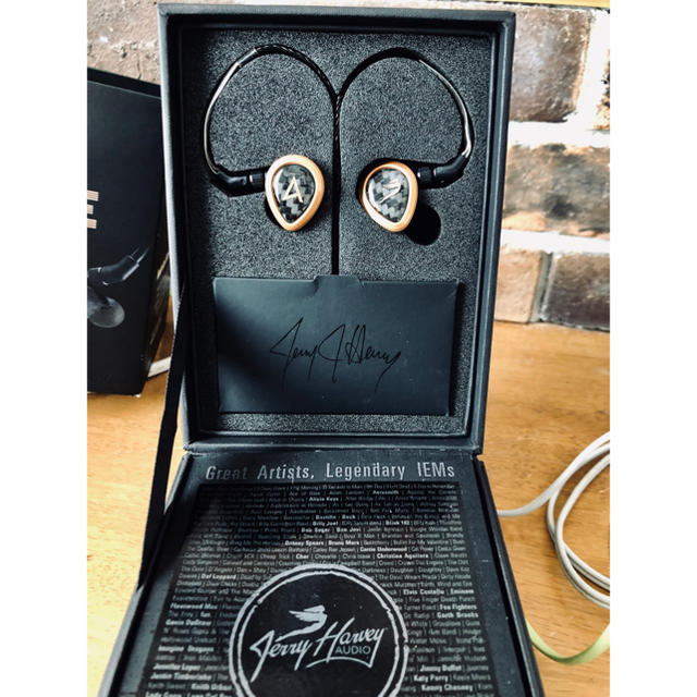 JH Audio Rosie JH Audio Rosie
