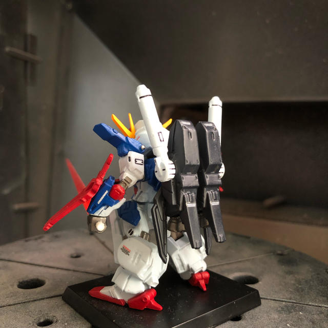 ZZガンダム ガンダムコンバージ 改造完成品の通販 by t&d's shop ZZガンダム ガンダムコンバージ 改造完成品の通販 by t&d's shop