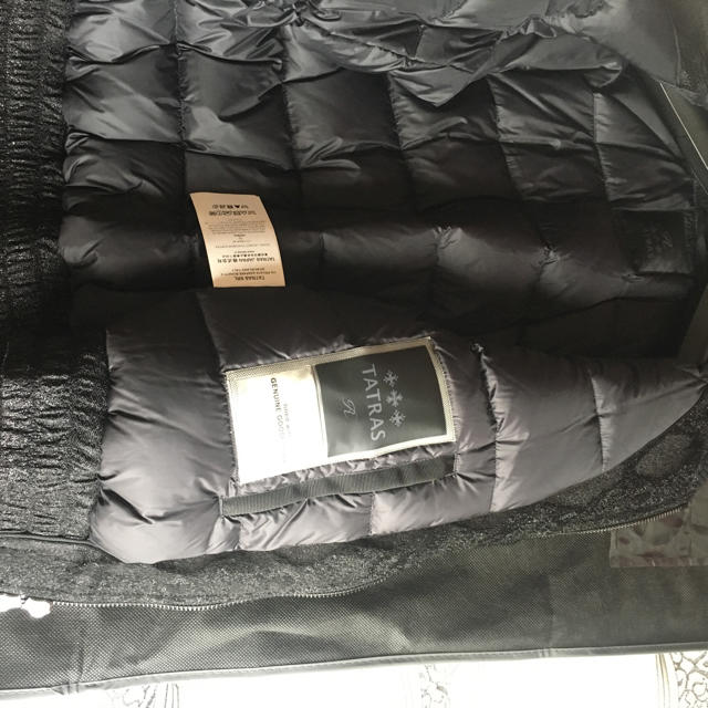 TATRAS - ⭐️極美品⭐️タトラス西陣織ダウンジャケット☆の TATRAS - ⭐️極美品⭐️タトラス西陣織ダウンジャケット☆の