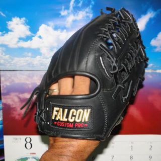 FALCON(ファルコン)カスタムプログローブ。31㎝位です。の通販 FALCON(ファルコン)カスタムプログローブ。31㎝位です。の通販