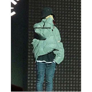 PEACEMINUSONE - ジヨン着用 balenciaga cシェイプ ダウンの通販 PEACEMINUSONE - ジヨン着用 balenciaga cシェイプ ダウンの通販