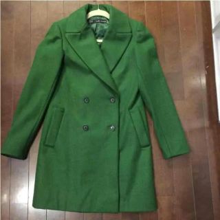 ZARA(チェスターコート ・ グリーン・カーキ/緑色系)のフリマ ZARA(チェスターコート ・ グリーン・カーキ/緑色系)のフリマ