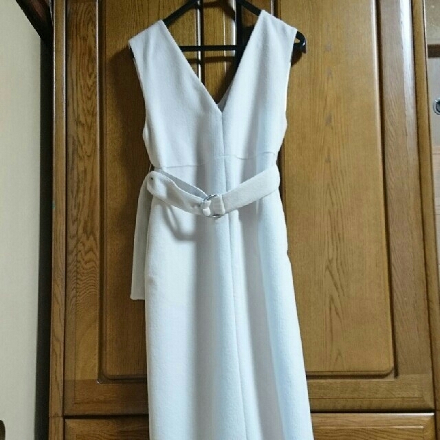 トゥモローランド ワンピース トゥモローランド ワンピース