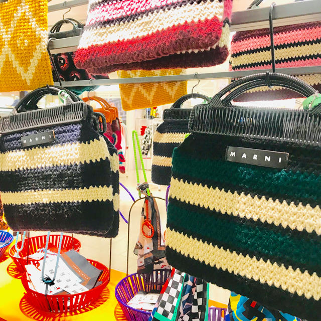 MARNI - マルニフラワーマーケットマルニカフェ限定ニットバッグ MARNI - マルニフラワーマーケットマルニカフェ限定ニットバッグ