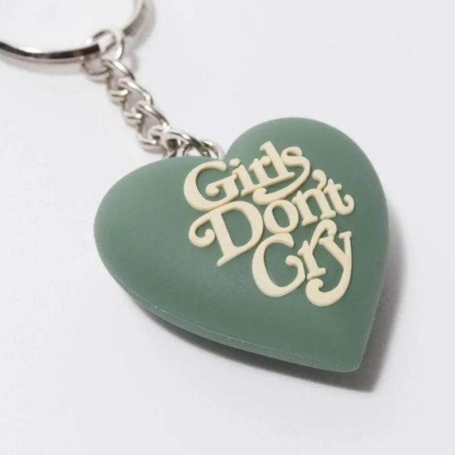 GDC - girls dont cry キーホルダー 緑の通販 by anpan shop GDC - girls dont cry キーホルダー 緑の通販 by anpan shop