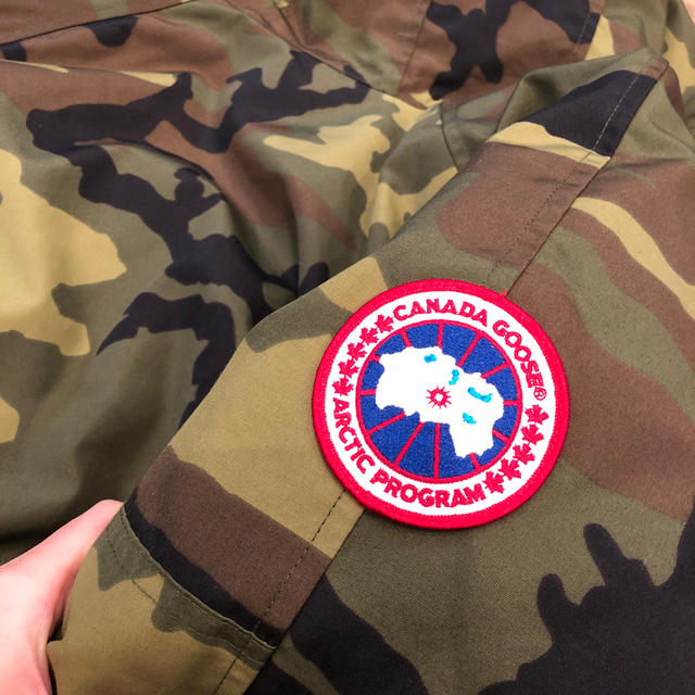 CANADA GOOSE - ☆よしさん専用☆カナダグース ファー付き迷彩 CANADA GOOSE - ☆よしさん専用☆カナダグース ファー付き迷彩
