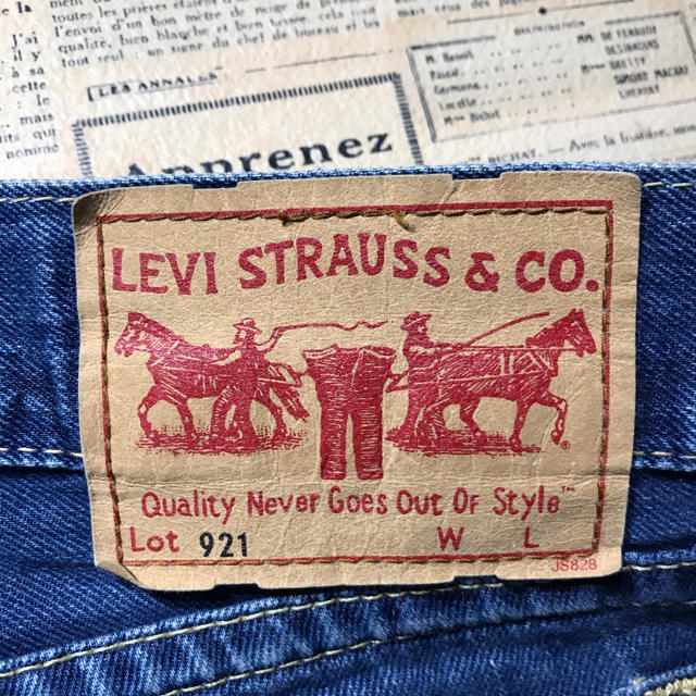Levi's - Levi's リーバイス 921 デニムパンツ size 30の通販 by Levi's - Levi's リーバイス 921 デニムパンツ size 30の通販 by