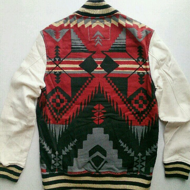 TRUE RELIGION スタジャン TRUE RELIGION スタジャン