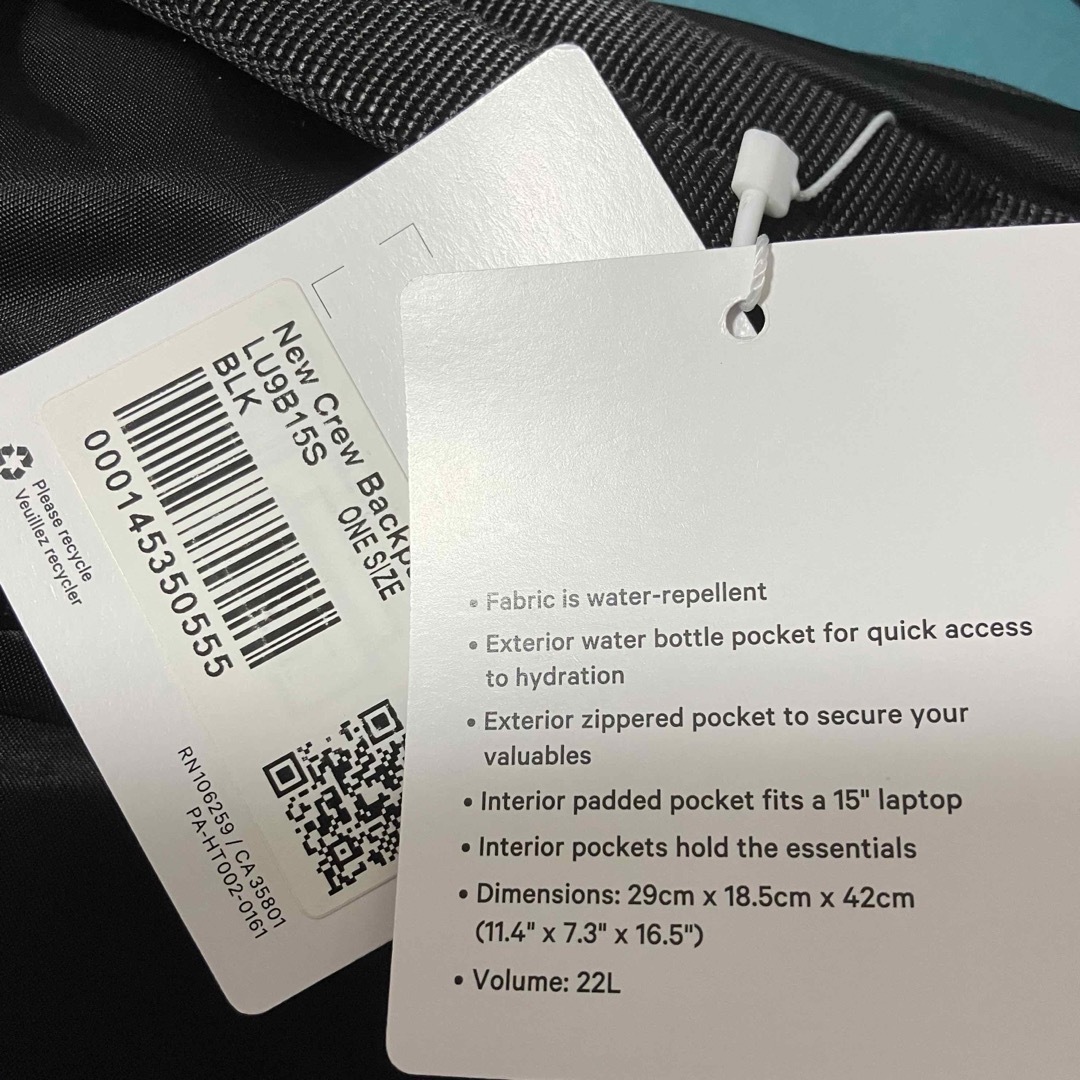 ルルレモン 新品タグ付き 22L オールブラック リュック (日本未 ルルレモン 新品タグ付き 22L オールブラック リュック (日本未