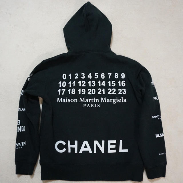 CHANEL - sample ブランドロゴ パーカーの通販 by yoshi CHANEL - sample ブランドロゴ パーカーの通販 by yoshi