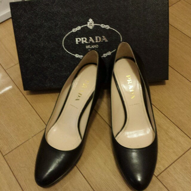 正規品PRADA♪美品! 正規品PRADA♪美品!