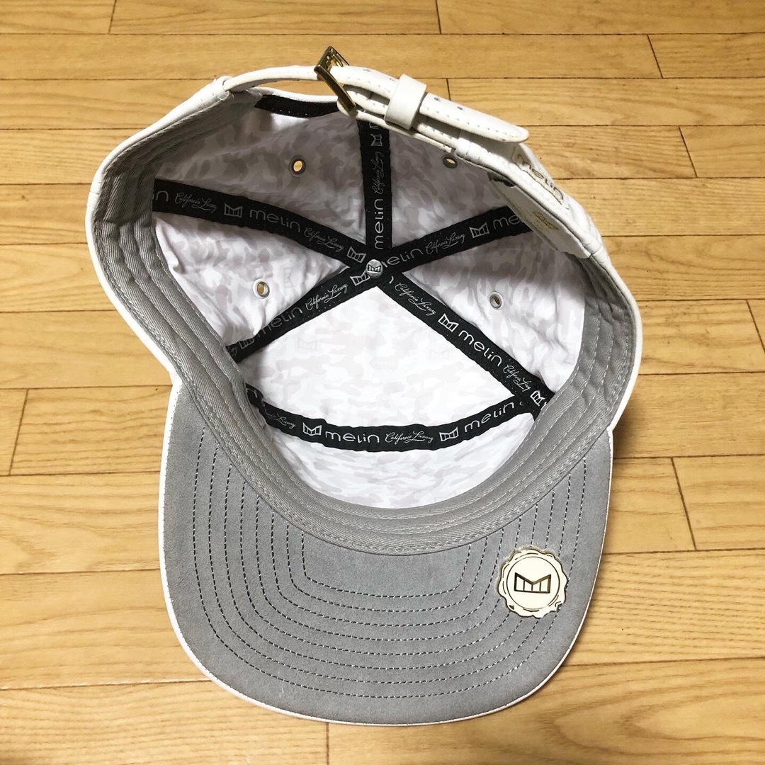 ART VINTAGE - 日本未発売❗️melin メリン レザー キャップ 白 ART VINTAGE - 日本未発売❗️melin メリン レザー キャップ 白
