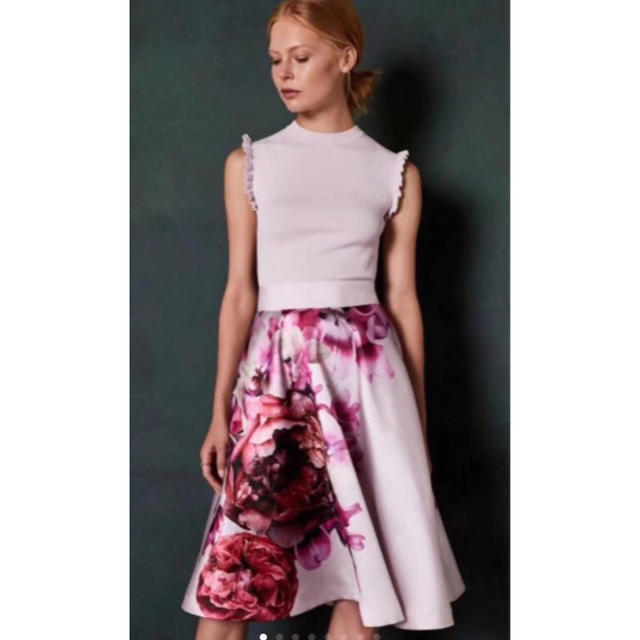 ❤️ ☆【新作】Ted Baker ワンピース 新品 正規品 ひざ丈ワンピース ❤️ ☆【新作】Ted Baker ワンピース 新品 正規品 ひざ丈ワンピース