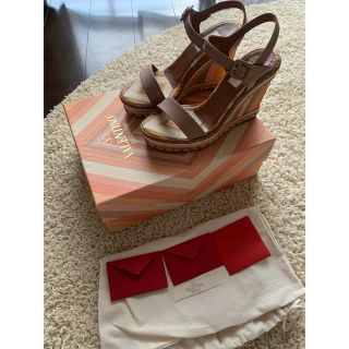 VALENTINO(サンダル)のフリマアイテム一覧 VALENTINO(サンダル)のフリマアイテム一覧