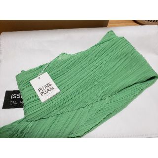 PLEATS PLEASE ISSEY MIYAKE(バンダナ/スカーフ)のフリマ PLEATS PLEASE ISSEY MIYAKE(バンダナ/スカーフ)のフリマ