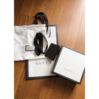 GUCCI(ショップ袋)のフリマアイテム一覧 GUCCI(ショップ袋)のフリマアイテム一覧