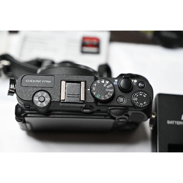 ニコン CoolPix P7700 本体および付属品 カメラ ニコン CoolPix P7700 本体および付属品 カメラ