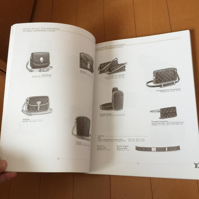 LOUIS VUITTON - ルイヴィトンカタログ の通販 by kk4mecha's LOUIS VUITTON - ルイヴィトンカタログ の通販 by kk4mecha's