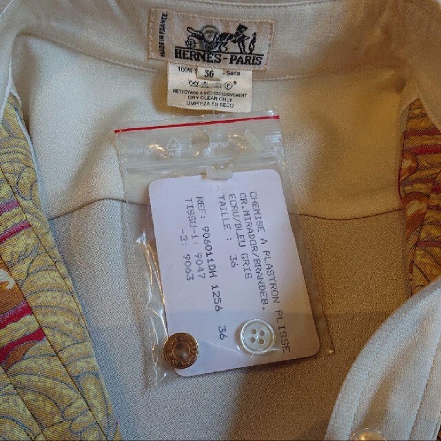HERMES - 新品未使用!エルメス シルクブラウス サイズ36の通販 HERMES - 新品未使用!エルメス シルクブラウス サイズ36の通販