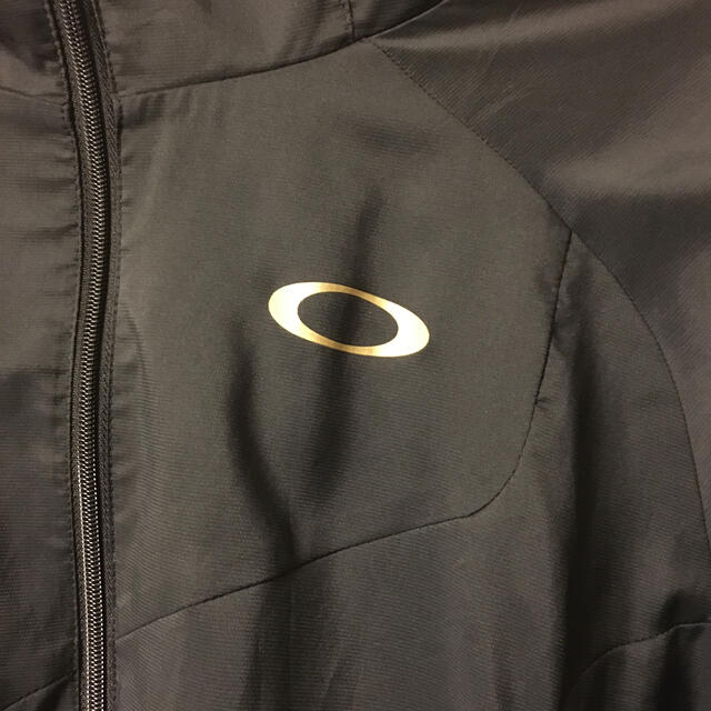 Oakley - OAKLEY マウンテンパーカー Mサイズの通販 by タートル Oakley - OAKLEY マウンテンパーカー Mサイズの通販 by タートル