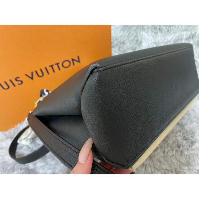 LOUIS VUITTON - ルイヴィトン マイロックミー の通販 by ´•ᴥ LOUIS VUITTON - ルイヴィトン マイロックミー の通販 by ´•ᴥ