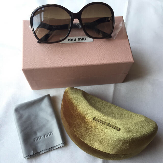 正規・新品】値下げmiumiuサングラス 正規・新品】値下げmiumiuサングラス