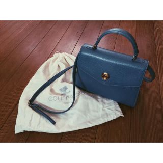 Courreges(バッグ ・ ブルー・ネイビー/青色系)のフリマ Courreges(バッグ ・ ブルー・ネイビー/青色系)のフリマ