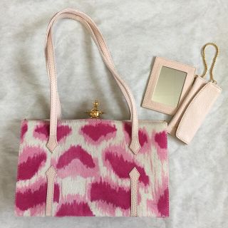 Vivienne Westwood(ハンドバッグ)のフリマアイテム一覧 Vivienne Westwood(ハンドバッグ)のフリマアイテム一覧