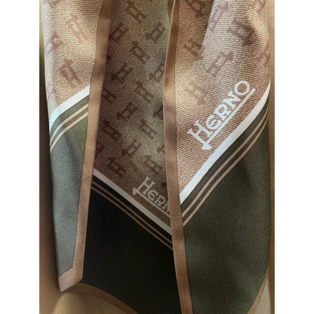 HERNO - チロル様ご専用 新品未使用HERNO スカーフベルテッド HERNO - チロル様ご専用 新品未使用HERNO スカーフベルテッド