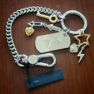 MARC BY MARC JACOBS(キーホルダー)のフリマアイテム一覧 MARC BY MARC JACOBS(キーホルダー)のフリマアイテム一覧