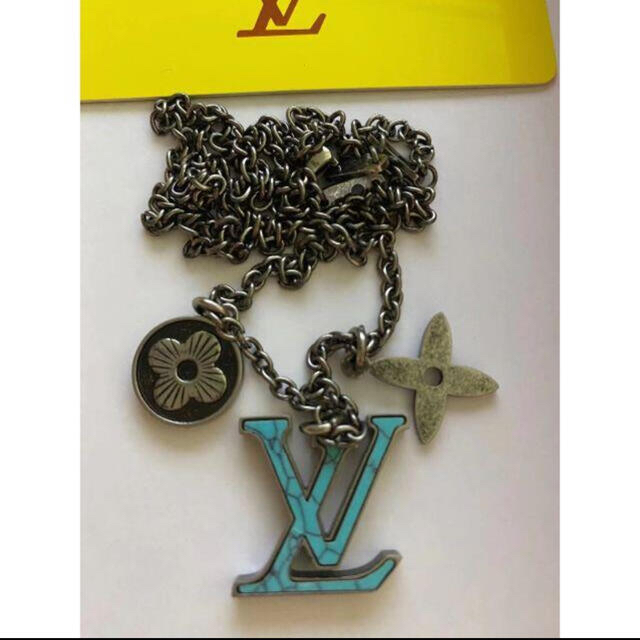 ルイヴィトン ネックレス LVイニシャル ターコイズ BTS ジミン ルイヴィトン ネックレス LVイニシャル ターコイズ BTS ジミン