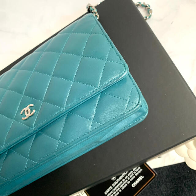 CHANEL - CHANEL シャネル 美品 チェーンウォレット マトラッセ CHANEL - CHANEL シャネル 美品 チェーンウォレット マトラッセ