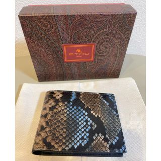 ETRO(折り財布)のフリマアイテム一覧 ETRO(折り財布)のフリマアイテム一覧