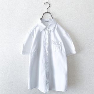 MIU MIU(シャツ/ブラウス(半袖/袖なし) ・ ホワイト/白色系)の MIU MIU(シャツ/ブラウス(半袖/袖なし) ・ ホワイト/白色系)の