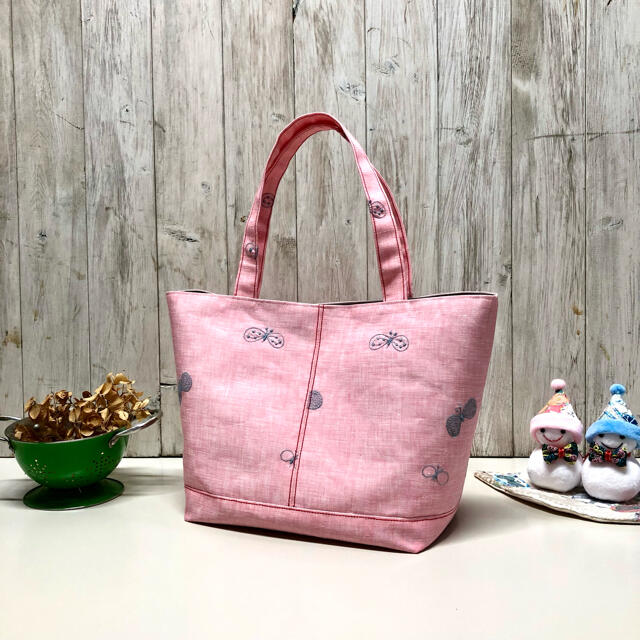 ハンドメイド*ミナペルホネン*choucho*トートバッグ*ピンク ハンドメイド*ミナペルホネン*choucho*トートバッグ*ピンク